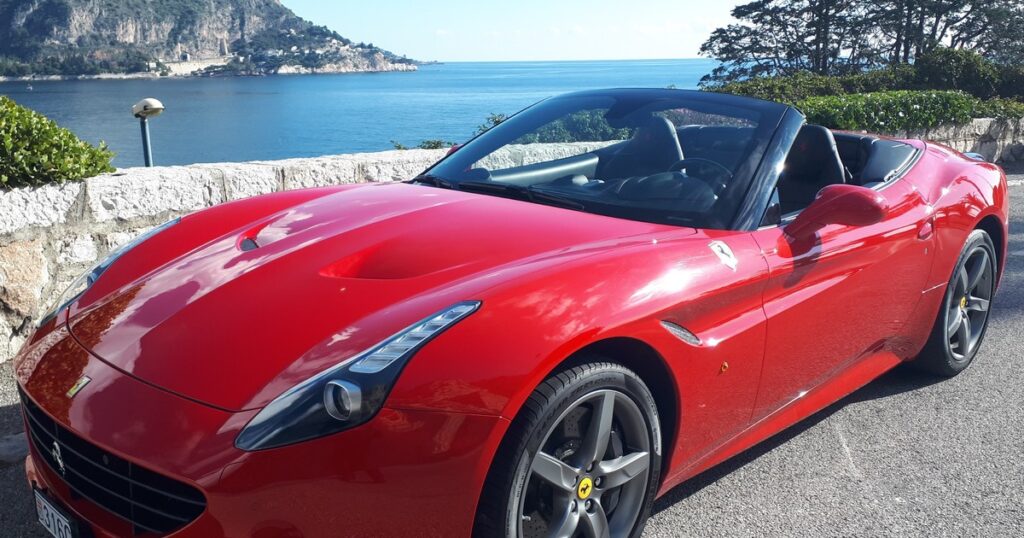 Ferrari Experience along the "Croisette" in Cannes • Andaré